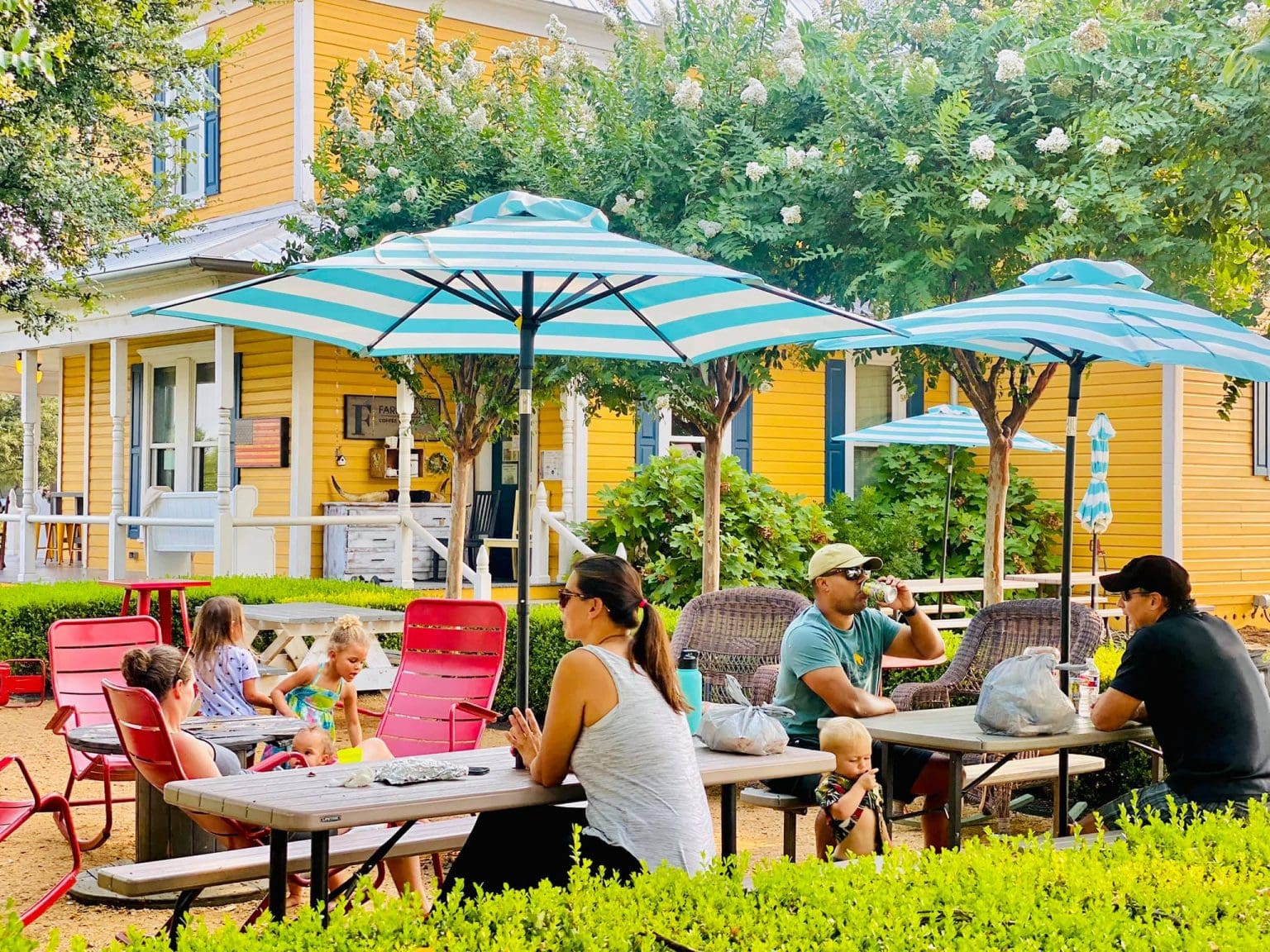 What Are Resort-Style Living Communities?